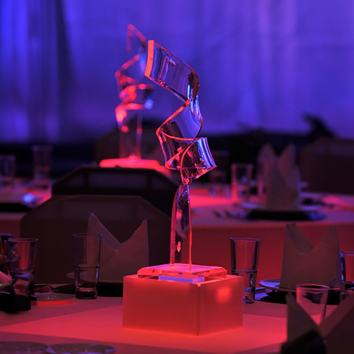 Acrylic Centerpiece: Ribbon | Quest Events